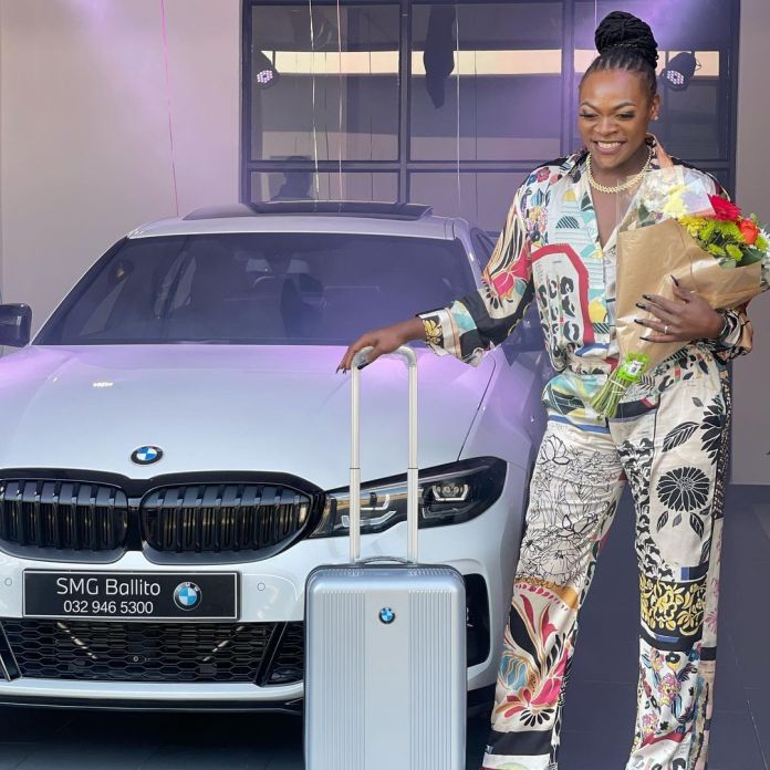 ACTOR KHAYA DLADLA BLESSES HIMSELF WITH A BRAND-NEW BMW ACTOR KHAYA DLADLA BLESSES HIMSELF WITH A BRAND-NEW BMW